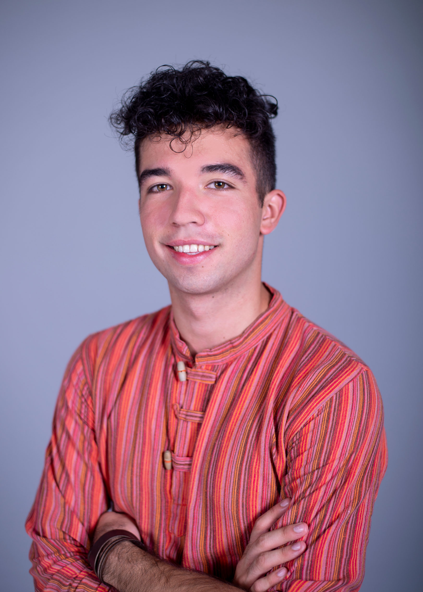 ALEX MACAVEI – Gala Hop